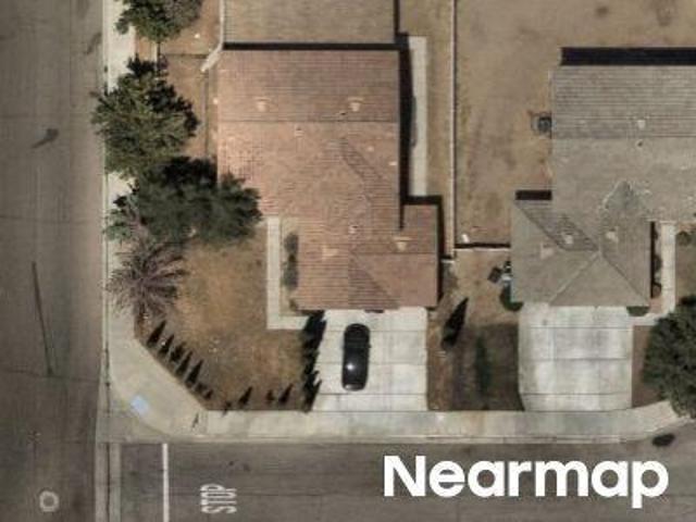 Fullerton Dr