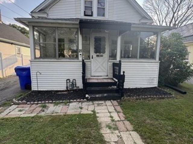 Fullerton St, Springfield, Home For Sale