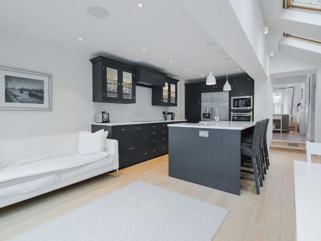 Fullerton Road, Wandsworth SW18, 4 bed terraced house to rent, £4,750 pcm | PrimeLocation