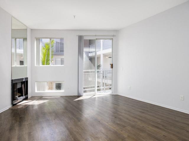 Fuller Martel Apartments 2 Bedroom Apartment for Rent at 1443 N Fuller Ave, Los Angeles, CA 90046 Hollywood Hills West