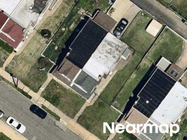 Fuller St