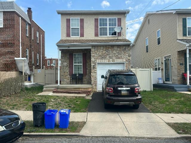 Fuller St