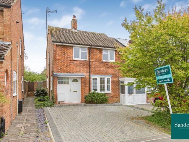 Fullers Mead, Harlow, Essex CM17, 2 bed property to rent, £1,600 pcm | PrimeLocation