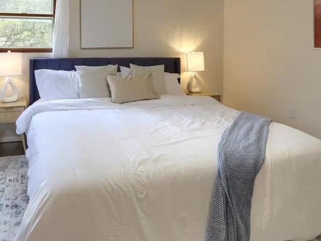 Fully Equipped Room – Ready to Live
