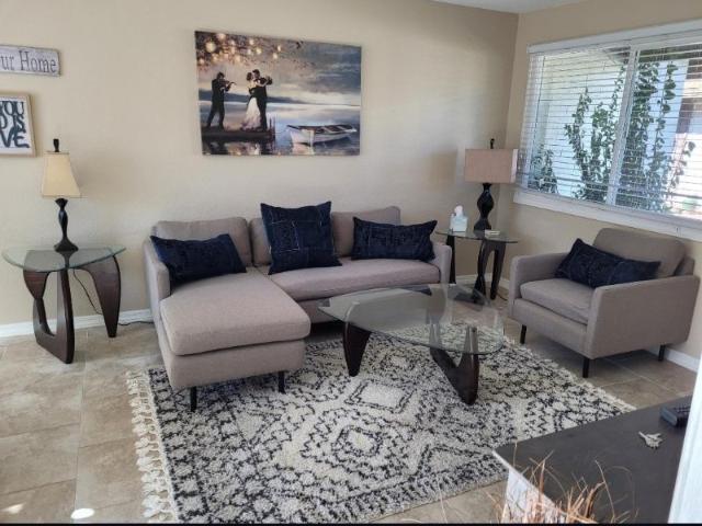 Fully Furnished 1BDBA Scottsdale