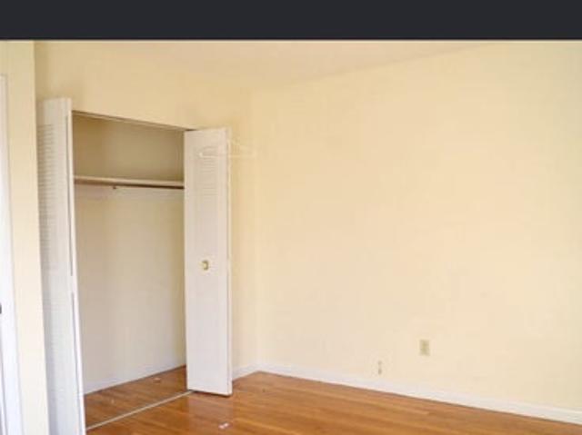 Fully furnished Cambridge Davis Square $1,130