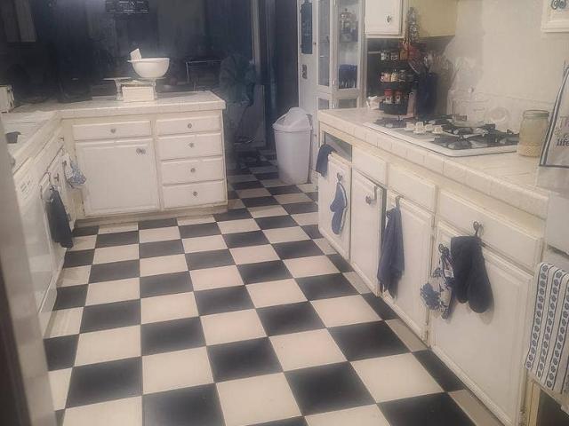 Fully Furnished Alta Loma Room