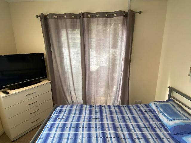 Fully Furnished, All Bills Included, Large Double Ensuite Room in Southsea