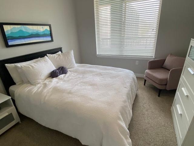 Fully furnished bedroom!