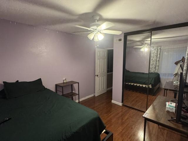 Fully furnished bedroom Available Now!
