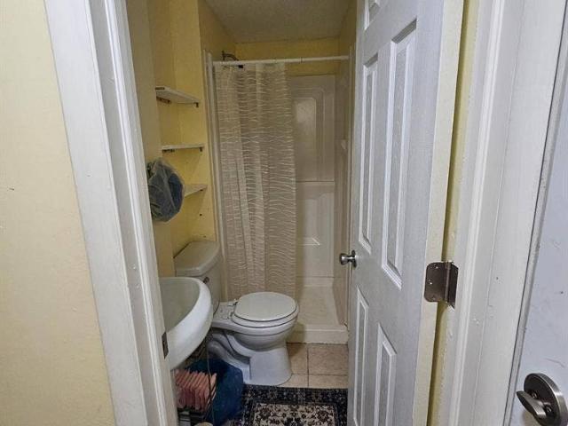 Fully furnished female private room
