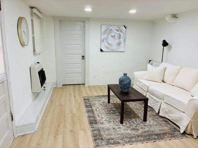 Fully Furnished Long Term Convenient Spacious Home