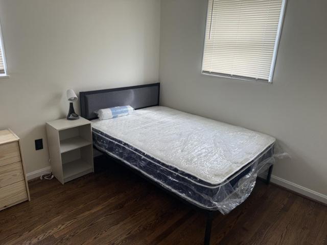 Fully Furnished large room available in Rockville