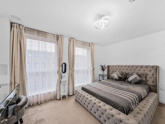 Fully Furnished Luxury Living Station =5 minutes