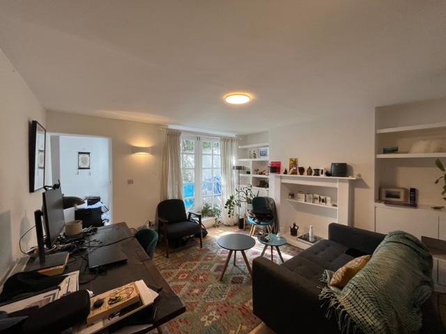 Fully furnished, spacious apartment in Camden