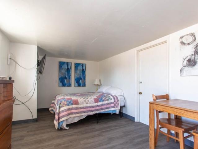 Fully Furnished Studio Apartment