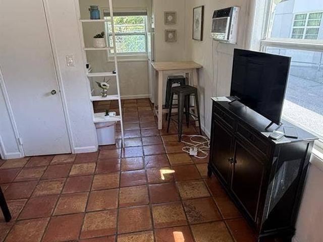 Fully Furnished Studio