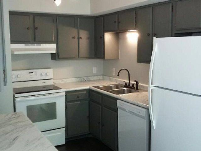 Fully Furnished Pet Friendly Room