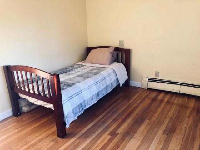 Fully furnished private room
