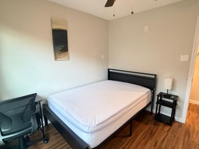 Fully furnished private rooms