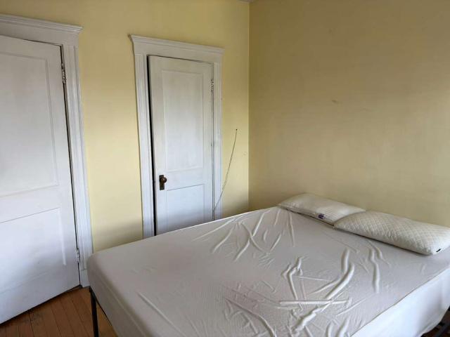 Fully Furnished Room available