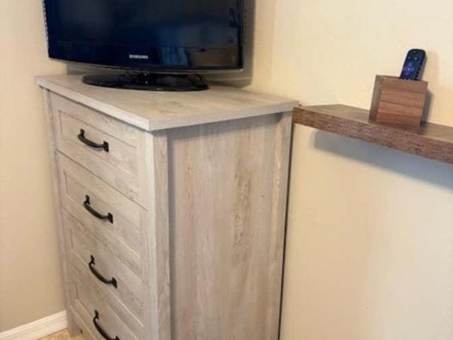 Fully Furnished Room Available ALL Utilities Inclu