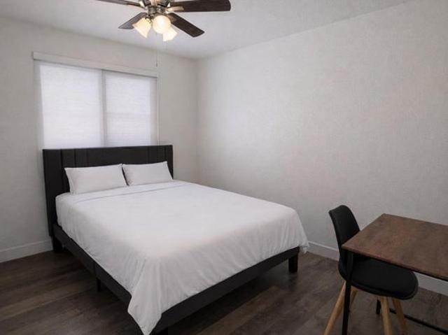 Fully Furnished Room for Rent