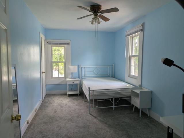 Fully Furnished Room for Rent in West Haven