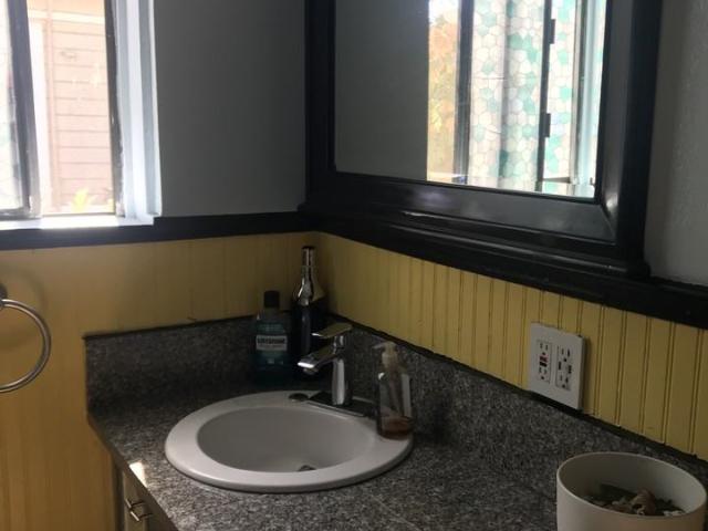 Fully Furnished Room For rent Studio Apartment for Rent at N San Joaquin St & E Magnolia St, Stockton, CA 95202 Civic Center