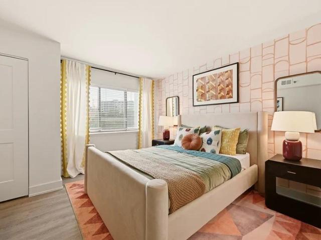 Fully Furnished Room in a Clean & Friendly Home