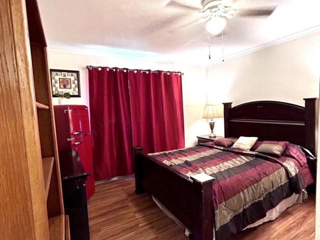 Fully furnished room in Norwalk