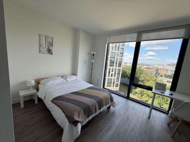 Fully Furnished Room Move in Ready