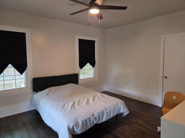 Fully Furnished Rooms in Statesville NC | Beautiful Home Near I 77 & Downtown | Utilities & WiFi Included
