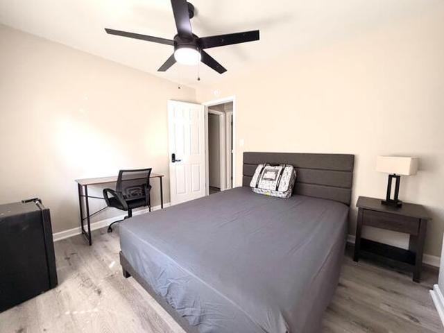 Fully Furnished Rooms| Near I 485 & Uptown | Work From Home Setup | Mini Fridge