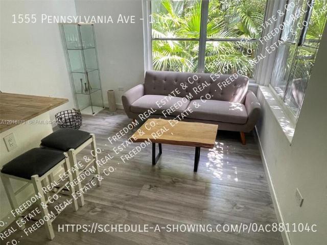 Fully Furnished Renovated Residence With One Bedroom And One Bathroom In Boutique Art Deco Building