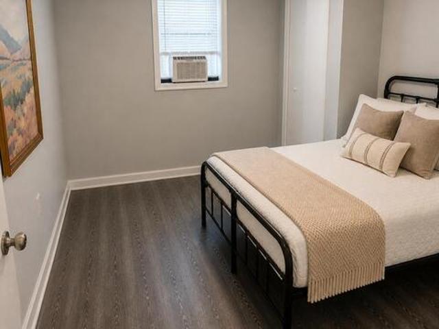 Fully Private Modern Basement Apartment Kitchen, Laundry & Bath Included