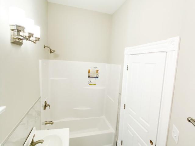 Fully Remodeled 2 bed 1 bath, just steps from Cherokee