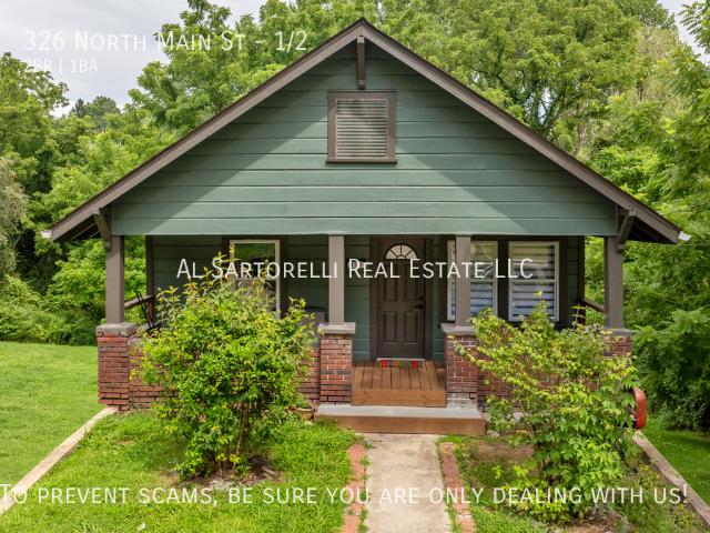 Fully remodeled 2 bedroom/1 bathroom unit in Downtown Canton