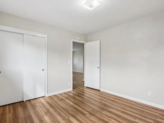 Fully Remodeled 2BR Apartment with New Stainless S
