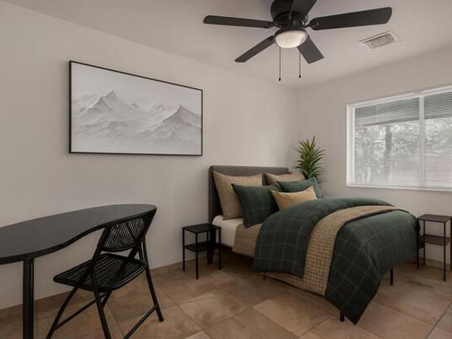 Fully Renovated & Centrally Located Mesa Home! Experienced Host!