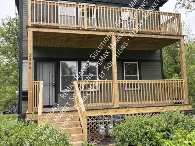 Fully Renovated Apartment!