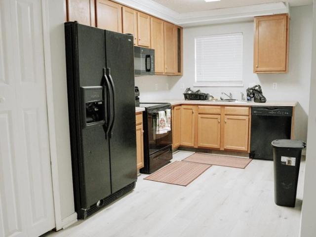Fully Renovated April 2025 Convenient Location Ne