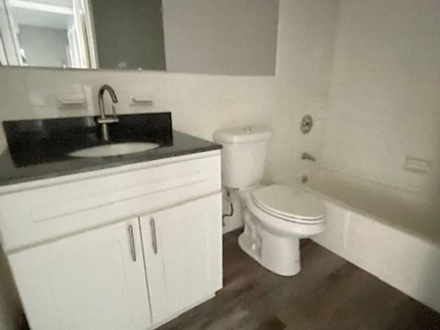 Fully Renovated Modern Apartments 2 Bedroom Apartment for Rent at 490 Sherwood Pl, Stratford, CT 06615