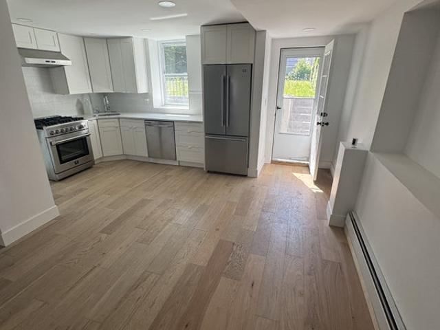 Fully Renovated New Everything & Backyard