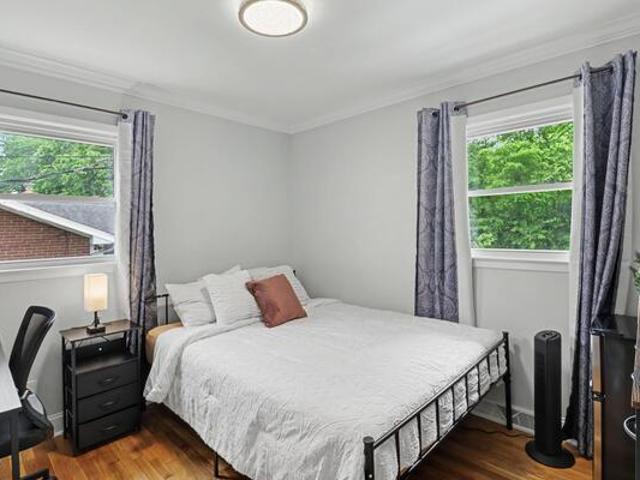 Fully Renovated Shannon Park Home with 2 Full Kitchens | Close to UNCC | Fresh & Welcoming