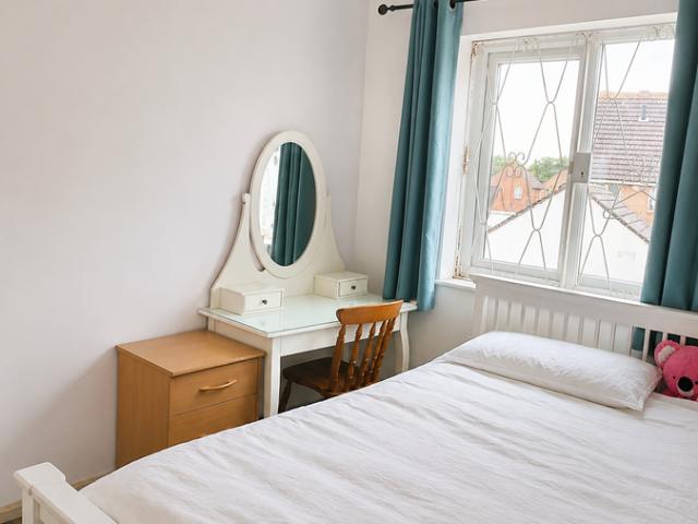 Fulmer Road, London E16, 4 bed semi detached house to rent, £2,400 pcm | PrimeLocation
