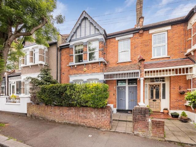 Fulready Road, Leyton, London E10, 1 bed flat to rent, £2,200 pcm | PrimeLocation