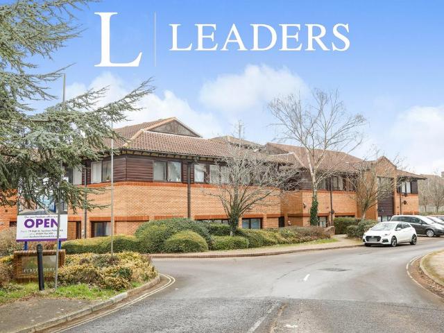Furze Court, 116 Wickham Road, PO16 2 bed flat to rent £1,075 pcm £248 pw