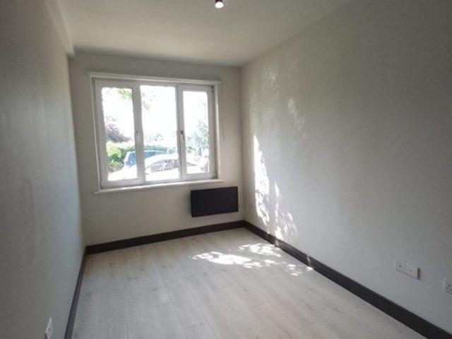 Furzedown Drive, London SW17, Room to rent, £1,420 pcm | PrimeLocation