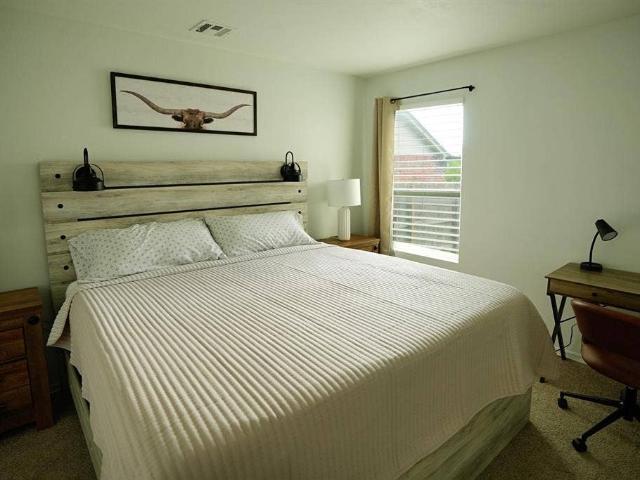 Furn. Room for Rent Utilities Inc